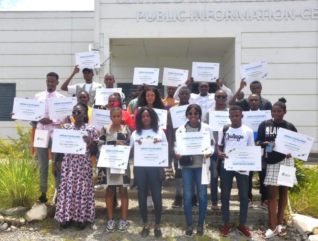 Baccalauréat technique : NHPC distribue une enveloppe de 3,3 millions ...